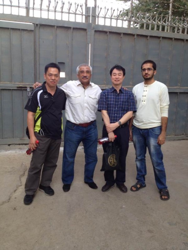 파카스탄 수출자와 기념 촬영 > 갤러리 | KAFCO